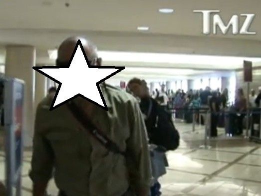 Ποιος star του Hollywood ξύρισε το κεφάλι του; - Zinapost.gr