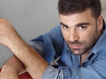 Παντελής Παντελίδης: Το λαϊκό φαινόμενο με τα 10.000.000 views-Όλη η ...