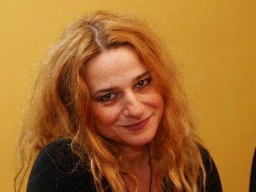 Ευανθία Ρεμπούτσικα: "Για μένα η μουσική είναι ψυχοθεραπεία"- Βίντεο ...