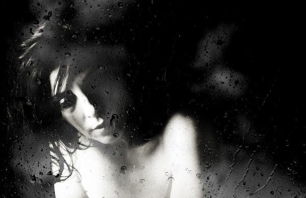 2 εκθέσεις, 24 φωτογράφοι και μια θεατρική performance στον Πολυχώρο Vault - Zinapost.gr