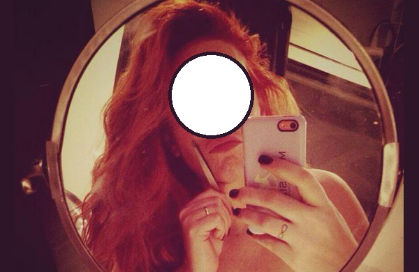 Ποια πανέμορφη Ελληνίδα μοιράζεται μαζί μας αυτή την sexy mirror selfie; - Zinapost.gr