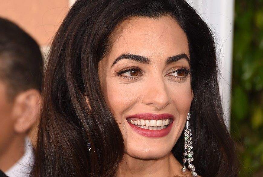 Amal Alamuddin: Η εντυπωσιακή εμφάνισή της στο πλευρό του George ...