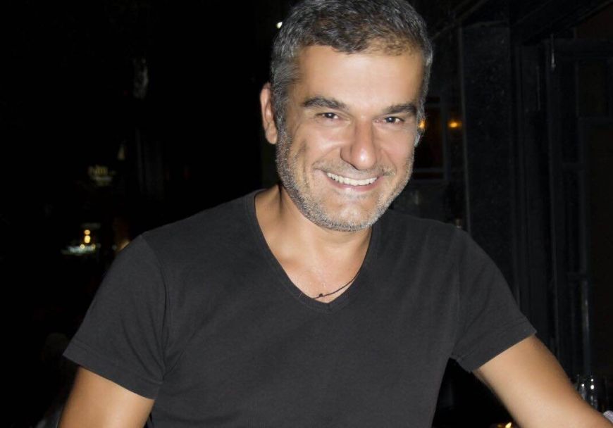 Κώστας Αποστολάκης: Στο θέατρο με την κόρη του, Αγάπη! - Zinapost.gr