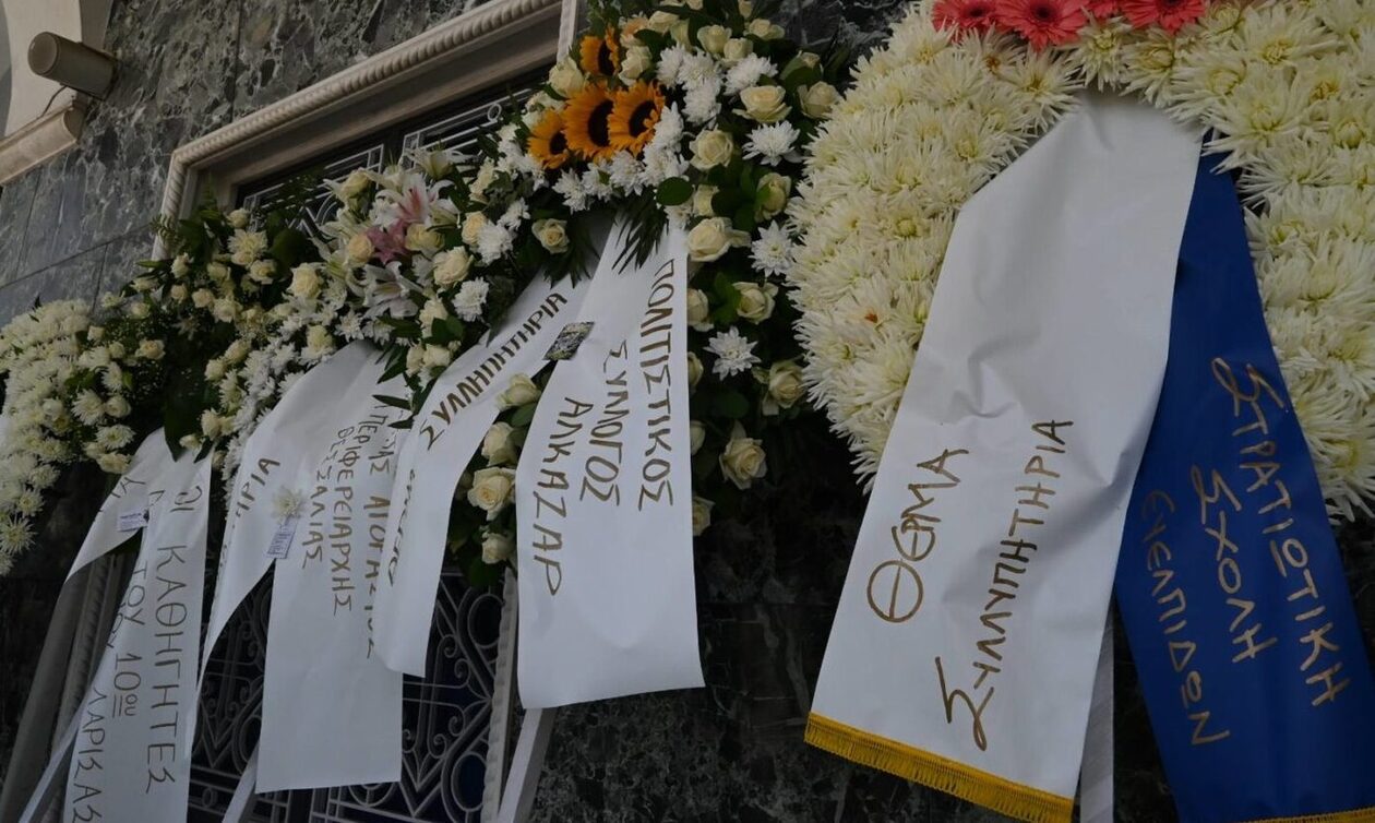 Θρηνεί η Λάρισα για την 19χρονη Θάλεια - Σπαραγμός λίγο πριν το ...