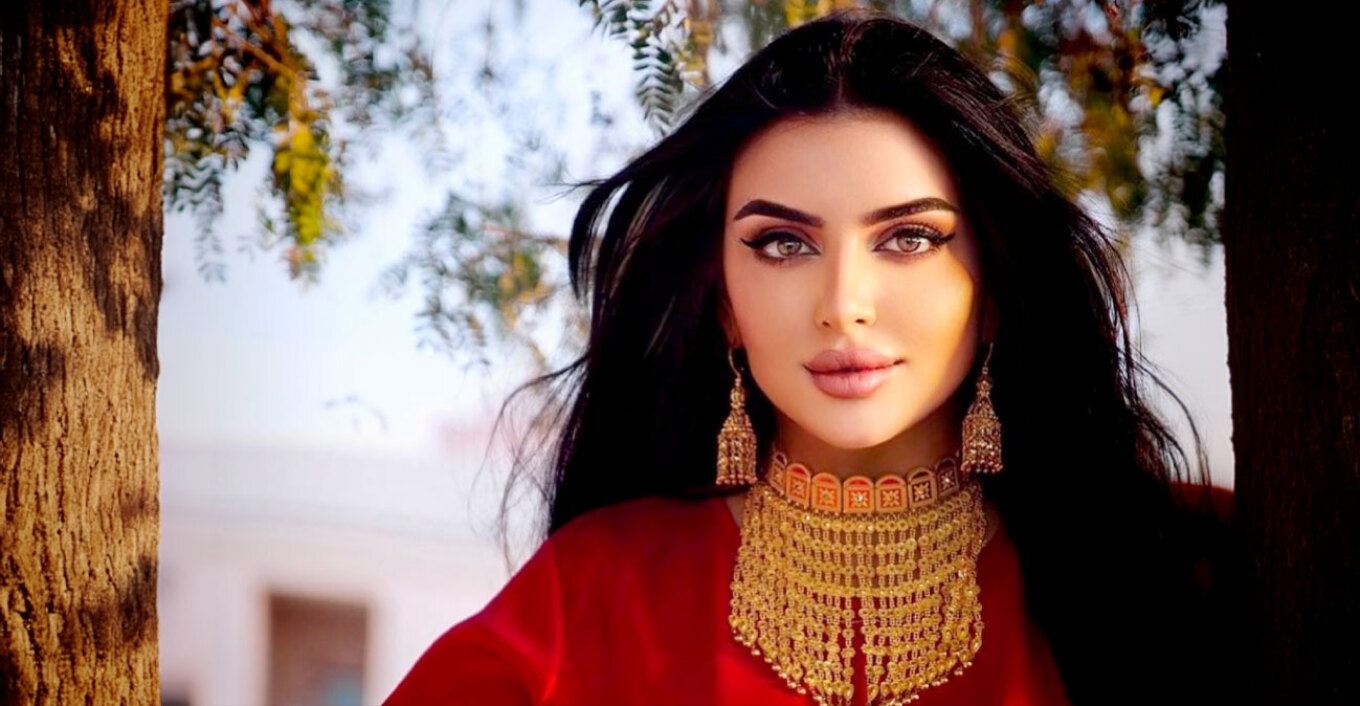 Η ελληνικής καταγωγής πριγκίπισσα του Ντουμπάι που χώρισε μέσω Instagram, διαφημίζει άρωμα με ...