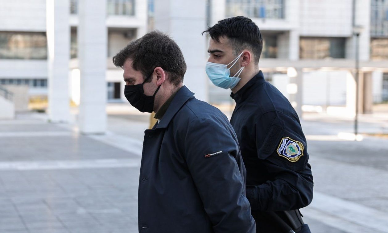 Προπονητής ιστιοπλοΐας: Αθώος ξανά για τον βιασμό της 13χρονης ...
